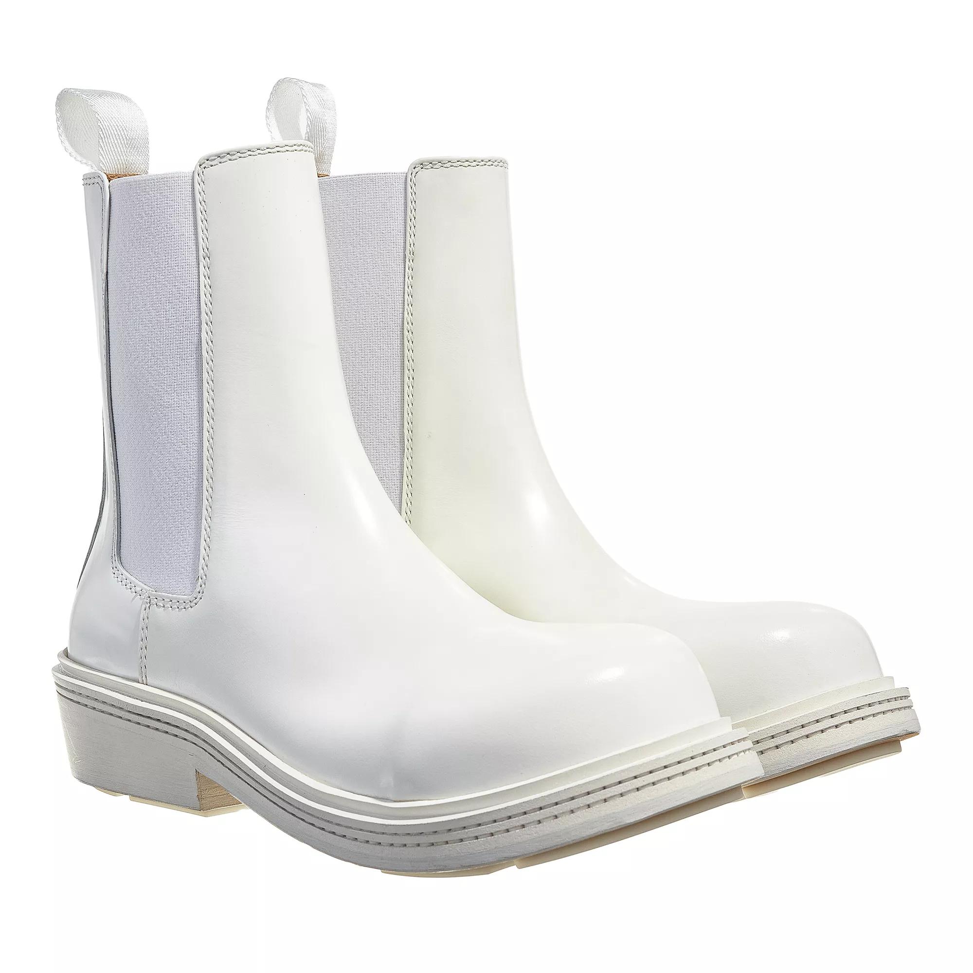 Bottega Veneta Fireman Chelsea Ankle Boot White | Chelsea Boot