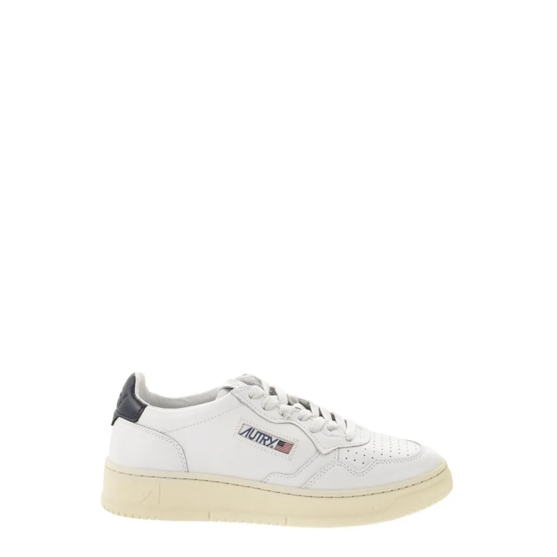 Autry International Medalist Low - Leather Sneakers White | Low-Top-Sneaker